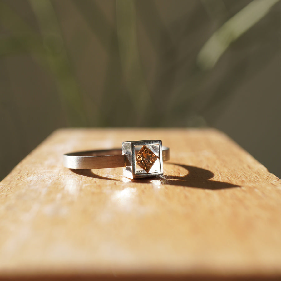 POSITION RING 0.23ct #2749_januka jewelry